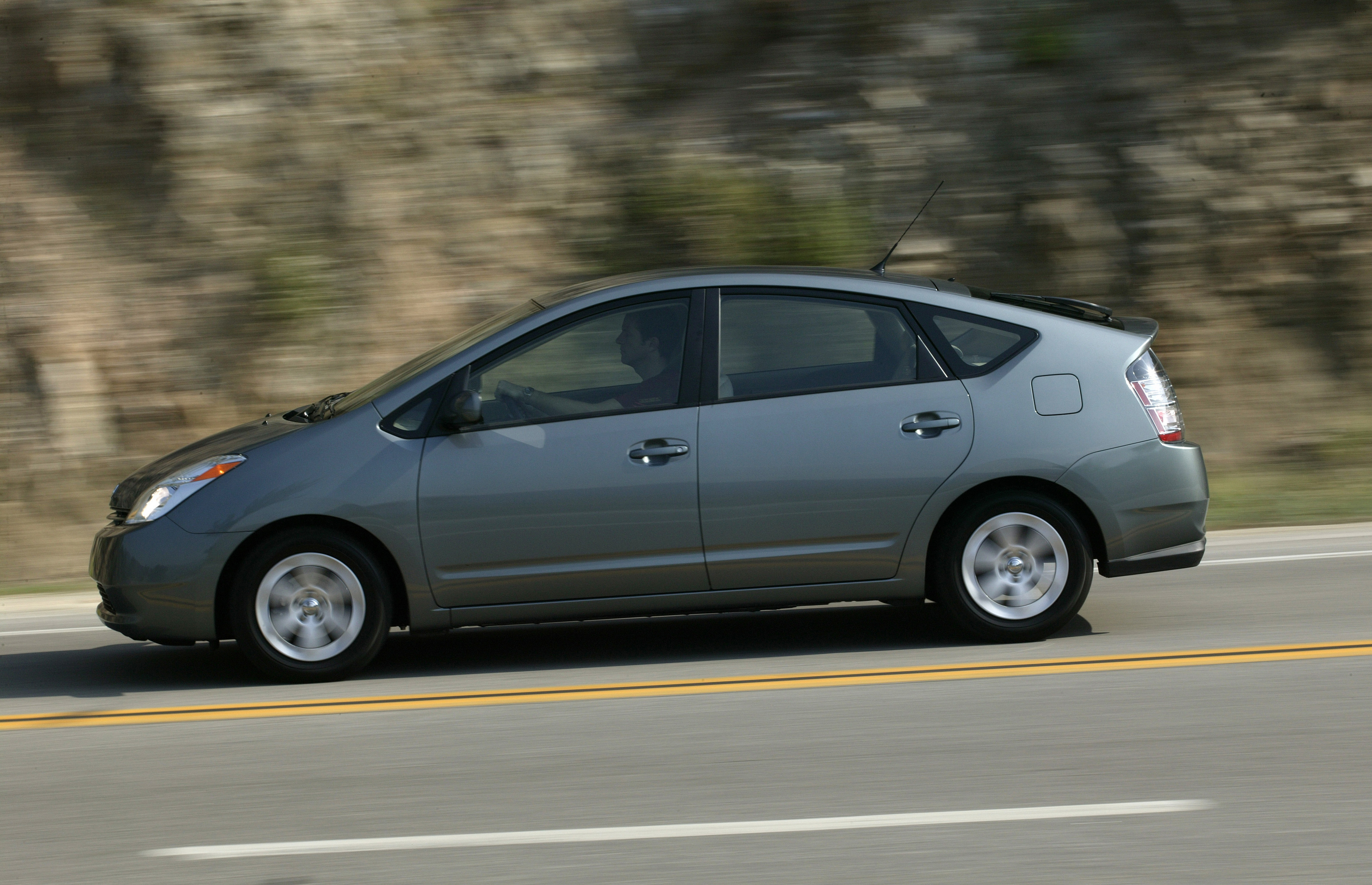 2004 Prius